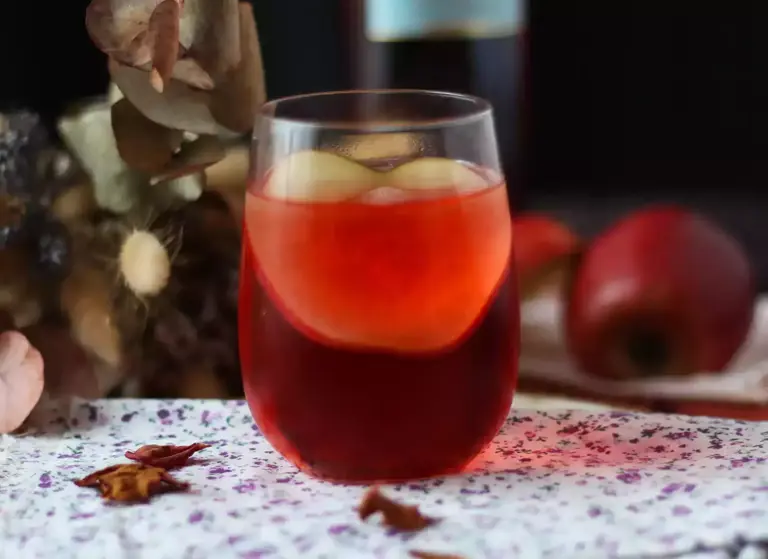 Le cocktail parfait pour la Saint-Valentin, le cranberry spritz!