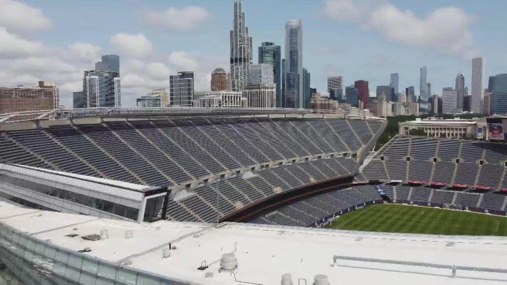 Mayor Brandon Johnson continues push to keep Bears in Chicago after ...