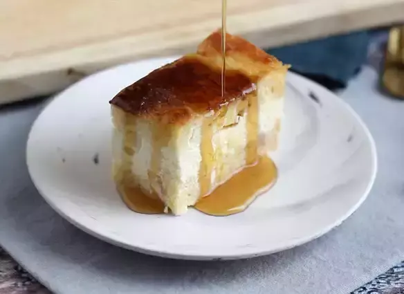 Barritas de cheesecake y tostadas francesas (French toast cheesecake bars)