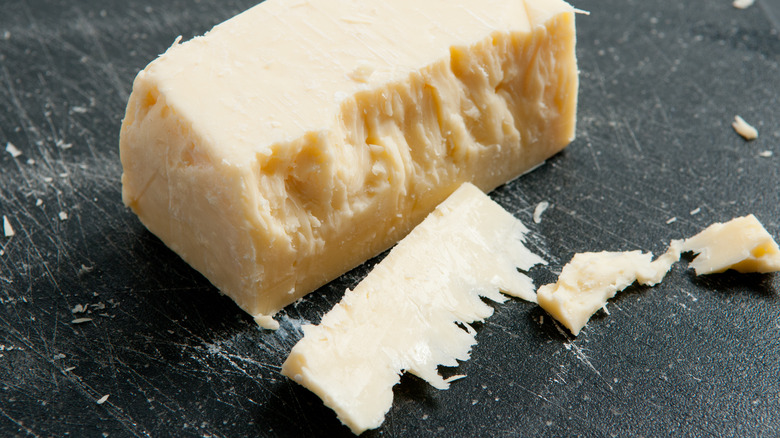 13 cheeses that are the perfect addition to scrambled eggs
