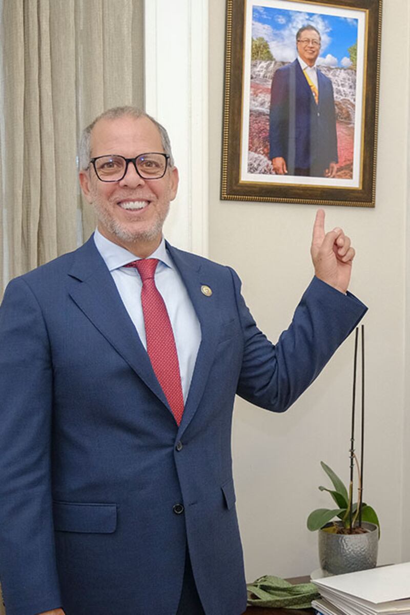 Alfredo Saade rompió el silencio luego de la sanción de la Procuraduría ...