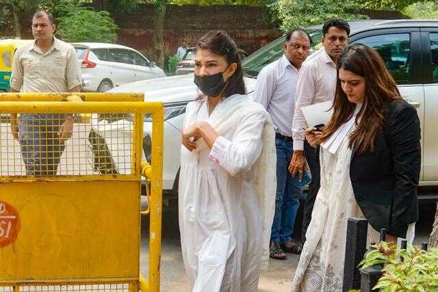 Jacqueline Fernandez pleads innocence, opts to face trial in money ...
