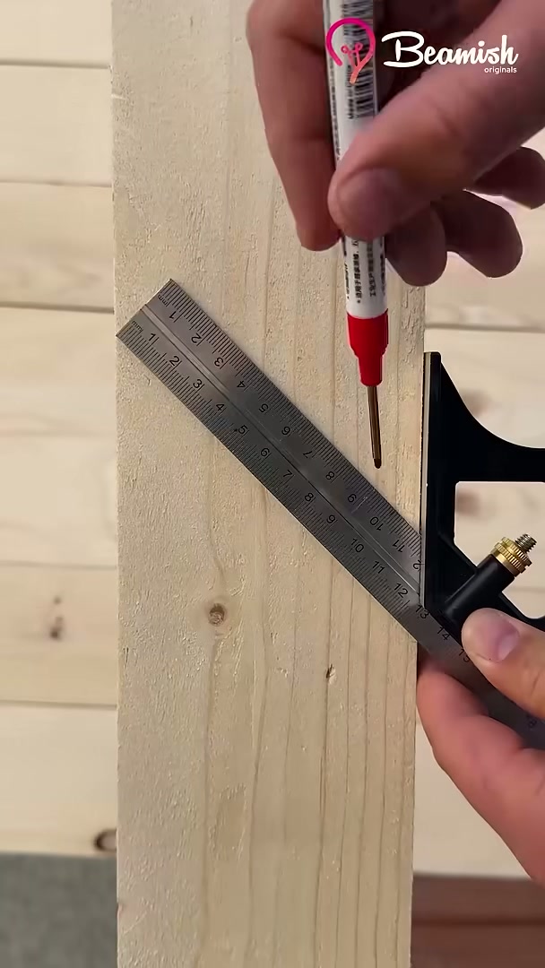 Simple trick to make a wood 90° corner #diywood #corner #trick