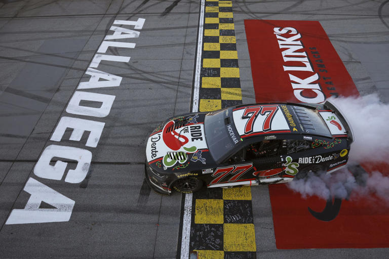 Second thoughts: Should NASCAR shorten certain races?