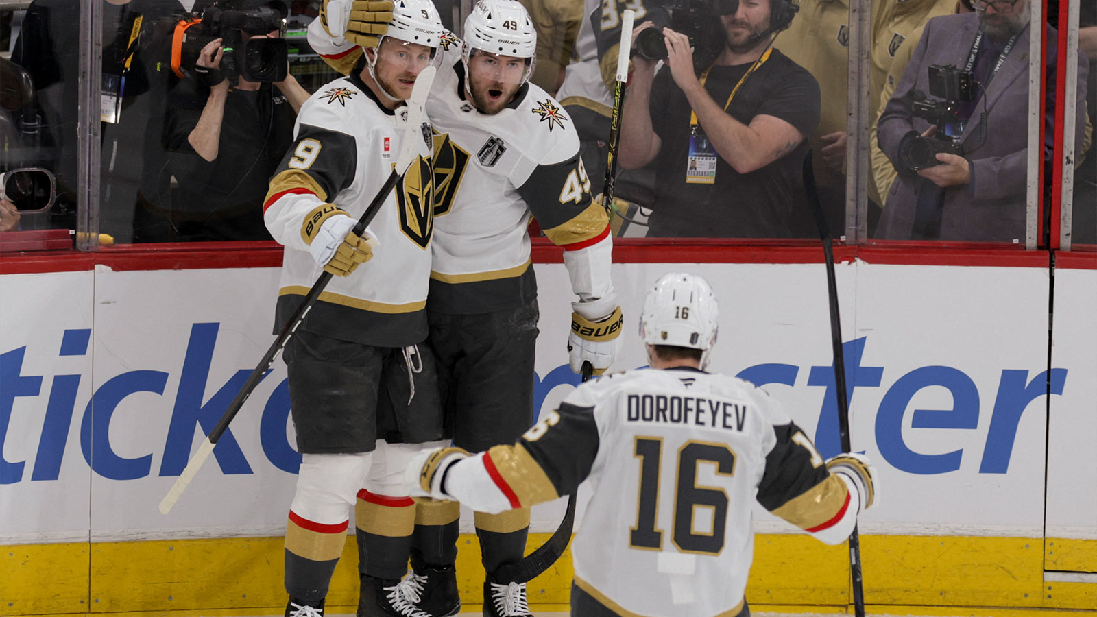 How Hurricanes, Golden Knights pulled off historic first in Stanley Cup ...