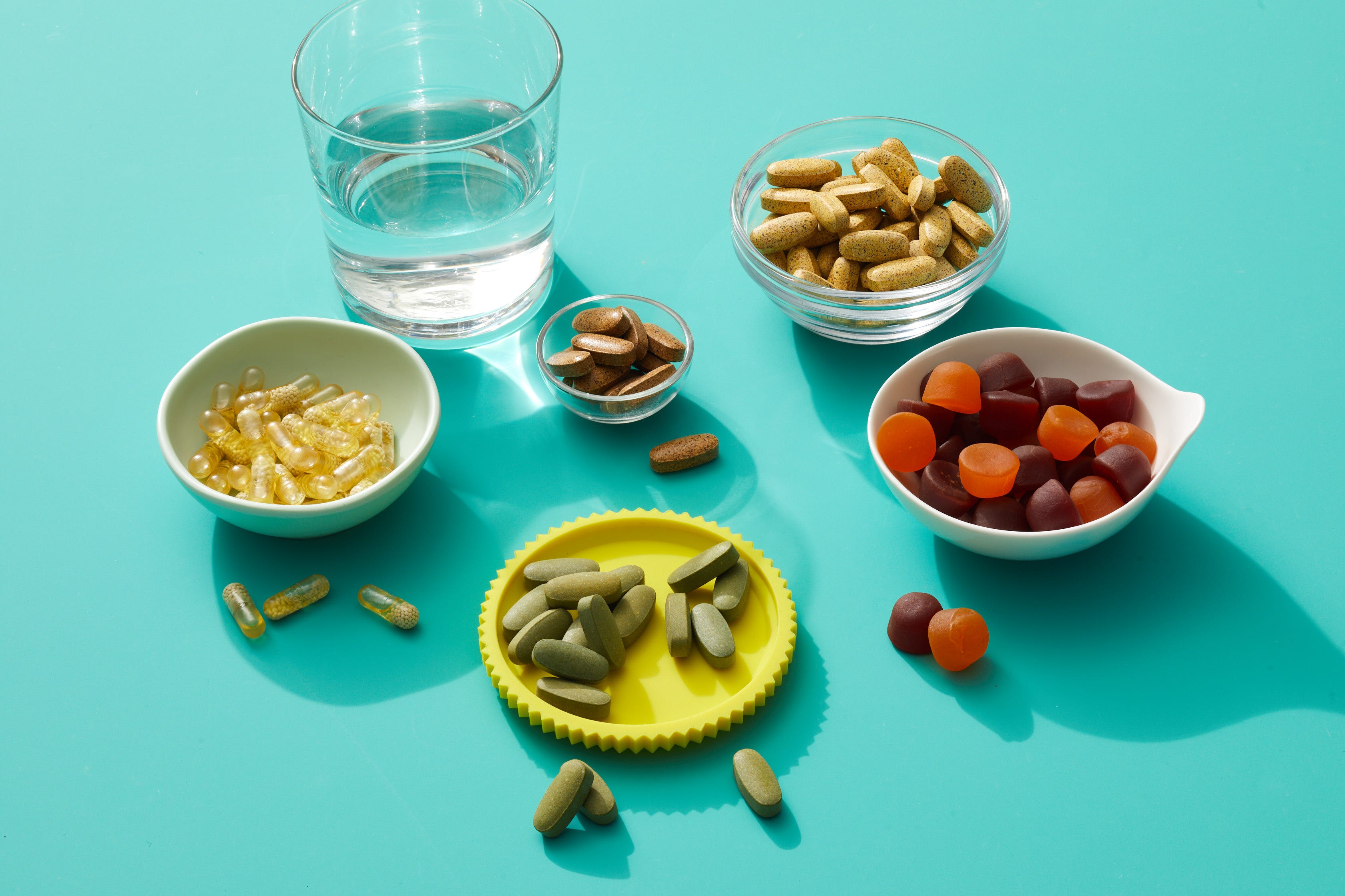 This is the best multivitamin for women over 40, according to dietitians