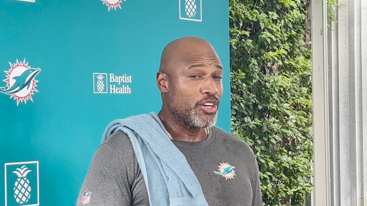 Miami Dolphins DC Anthony Weaver psyched about front seven