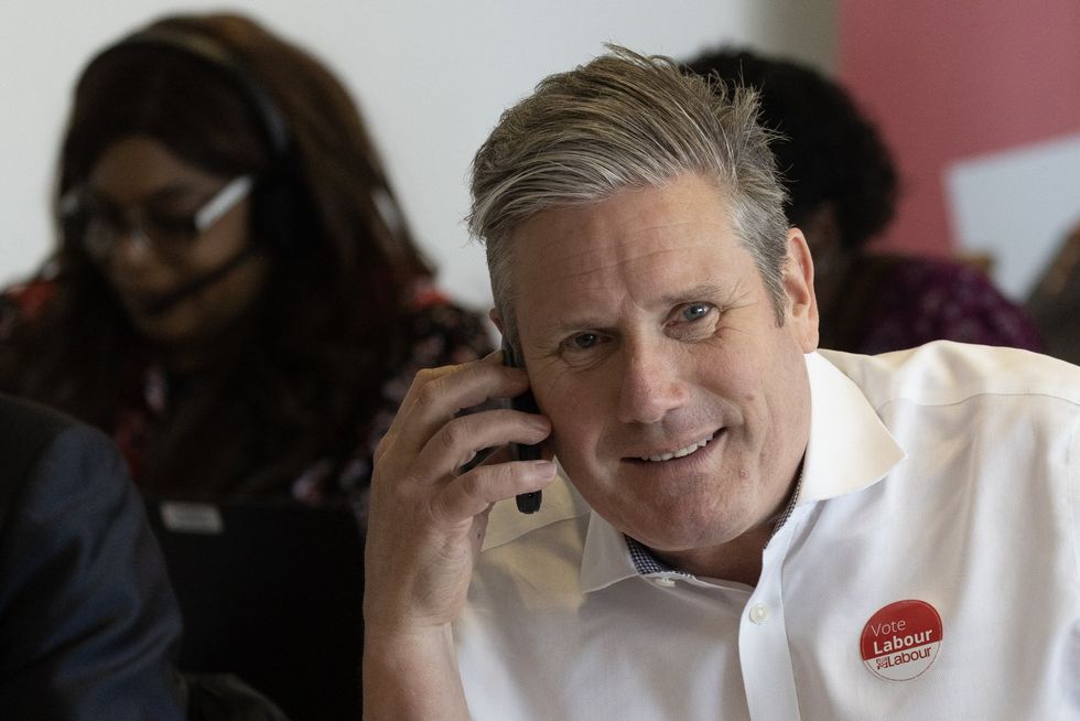 Keir Starmer's 'disappearing Peter Mandelson messages' must be ...
