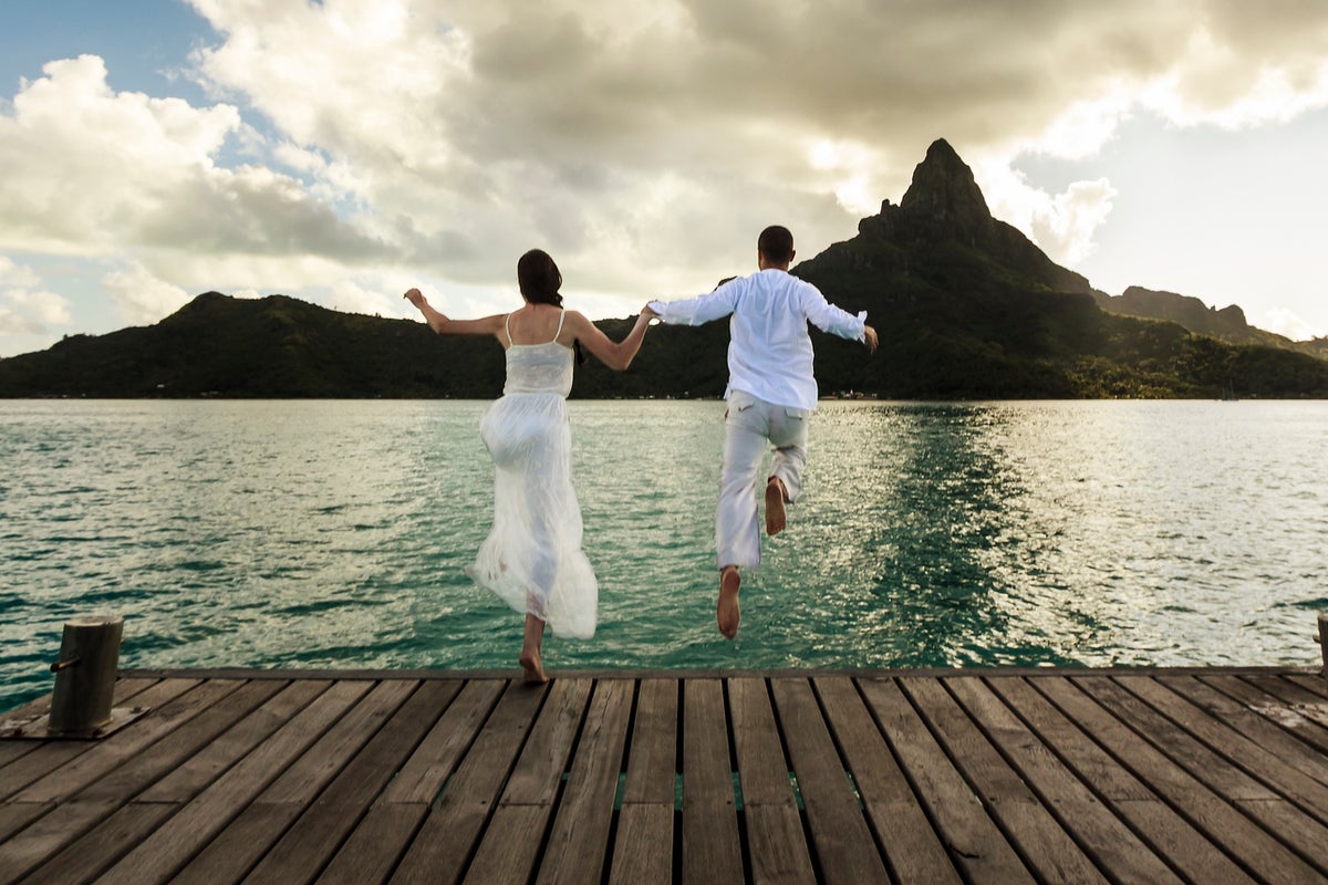 Bride warns couples after popular wedding trend nearly killed her