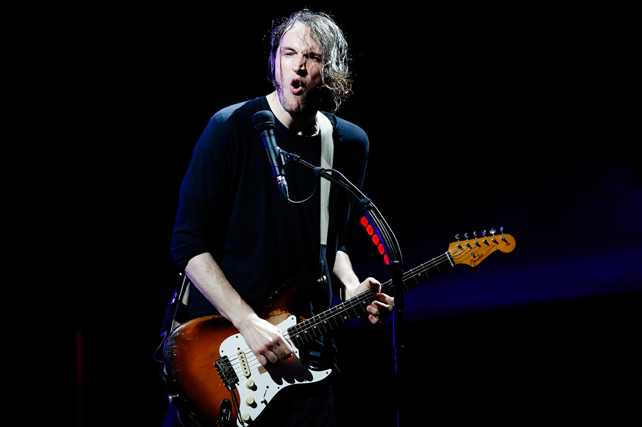 Josh Klinghoffer on the Chili Peppers vs. Pearl Jam, and the oddball ...
