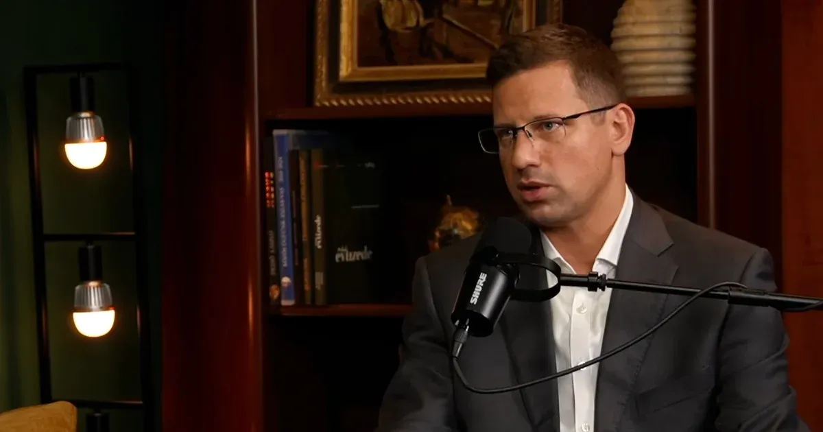 Gulyás Gergely: Azt remélem, hogy minden fideszes miniszter betartotta ...