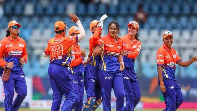 Sayali Satghare shines as SOBO Mumbai Falcons secure victory in Women's ...