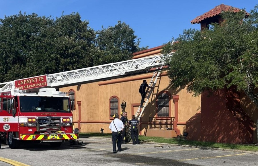 Early-morning fire damages Tampico Restaurant in Lafayette