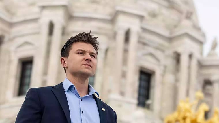 Elliott Engen drops state auditor bid, files for reelection to ...