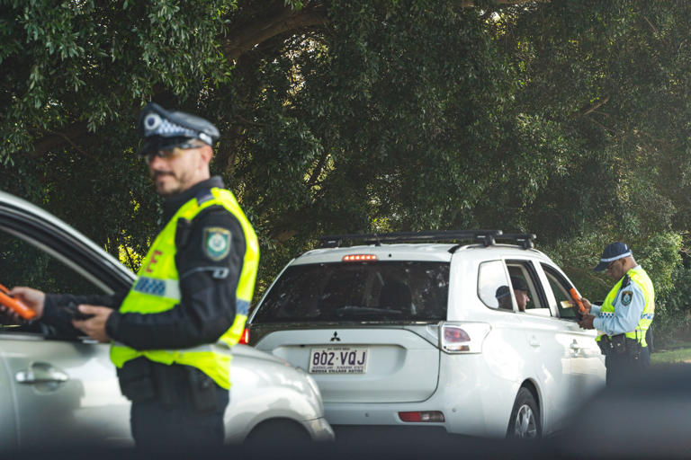 Major driver's licence change for Aussies as 'common sense' road rule ...