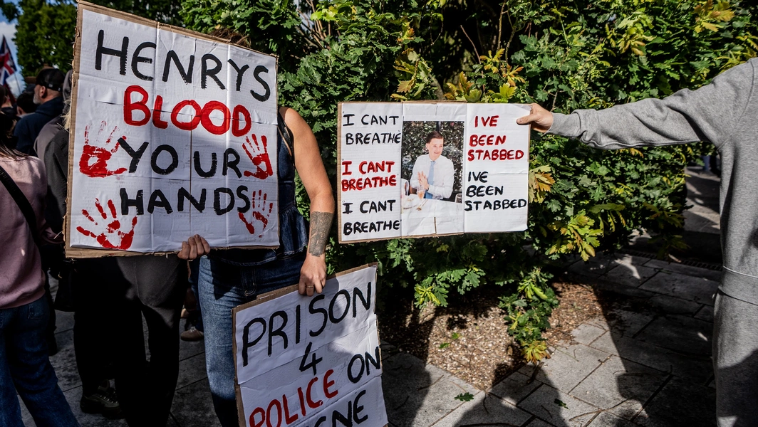 Police apologise over Nowak case as Farage faces backlash