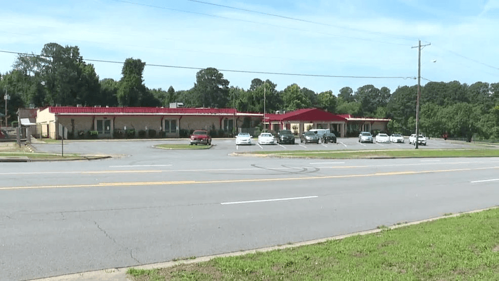 Father urges Little Rock to restore crosswalk near Mabelvale Elementary ...
