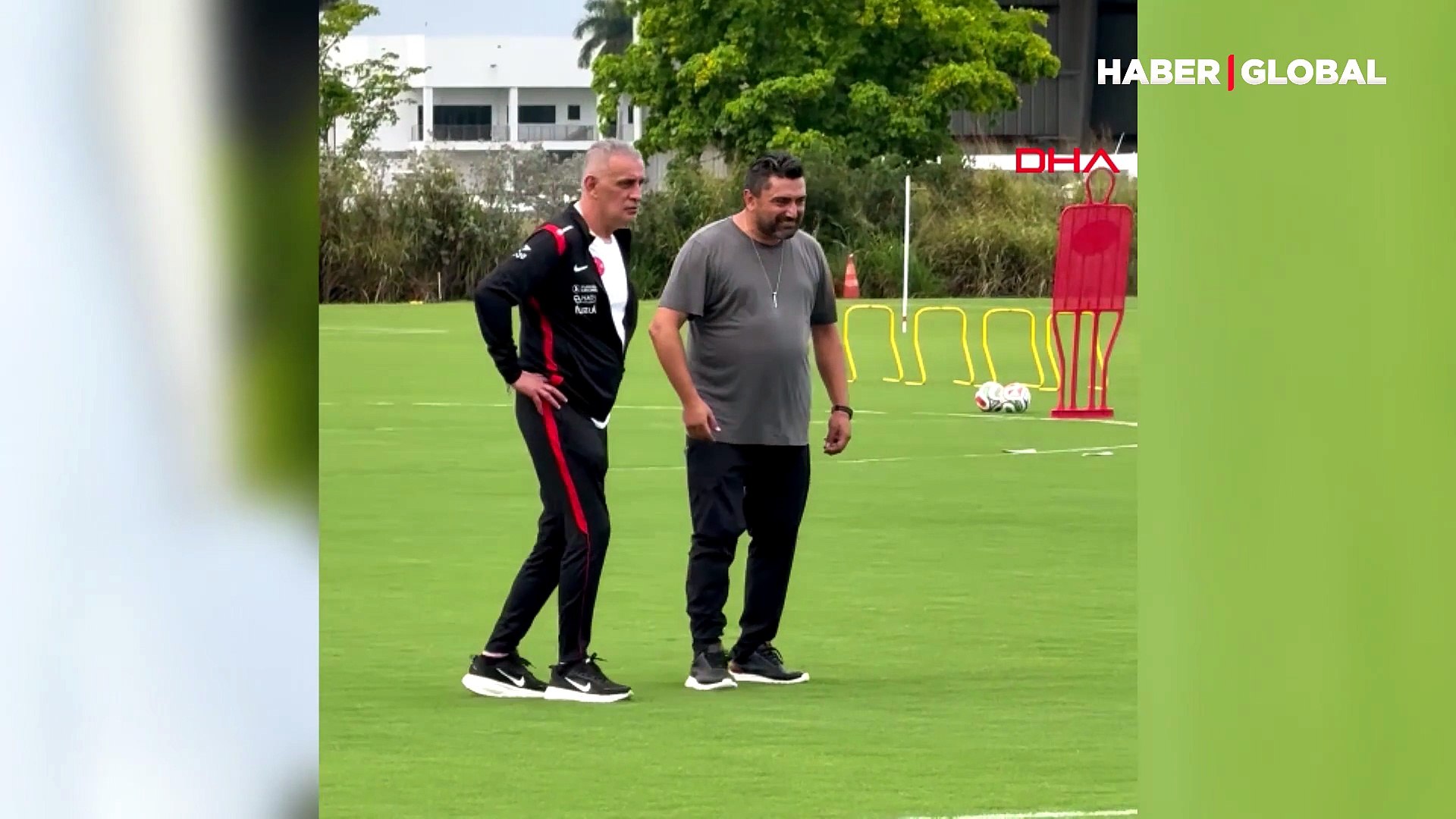 TFF Başkanı Hacıosmanoğlu, A Milli Takım'ın Miami'deki ilk idmanında ...