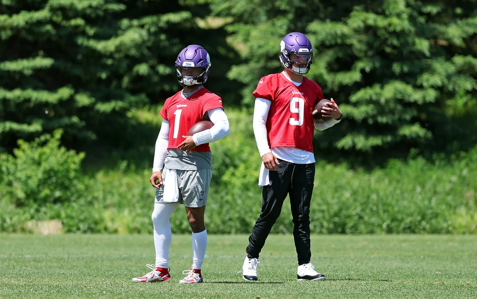 New Vikings GM backs deep QB competition for 2026 season