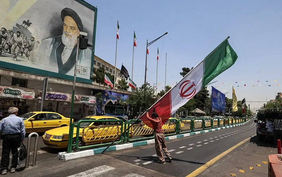 Iran strikes Gulf states as US retaliates amid fragile truce
