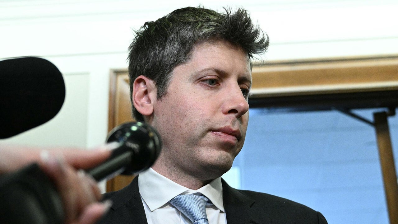 OpenAI CEO Sam Altman meets with lawmakers in wake of Trump AI order