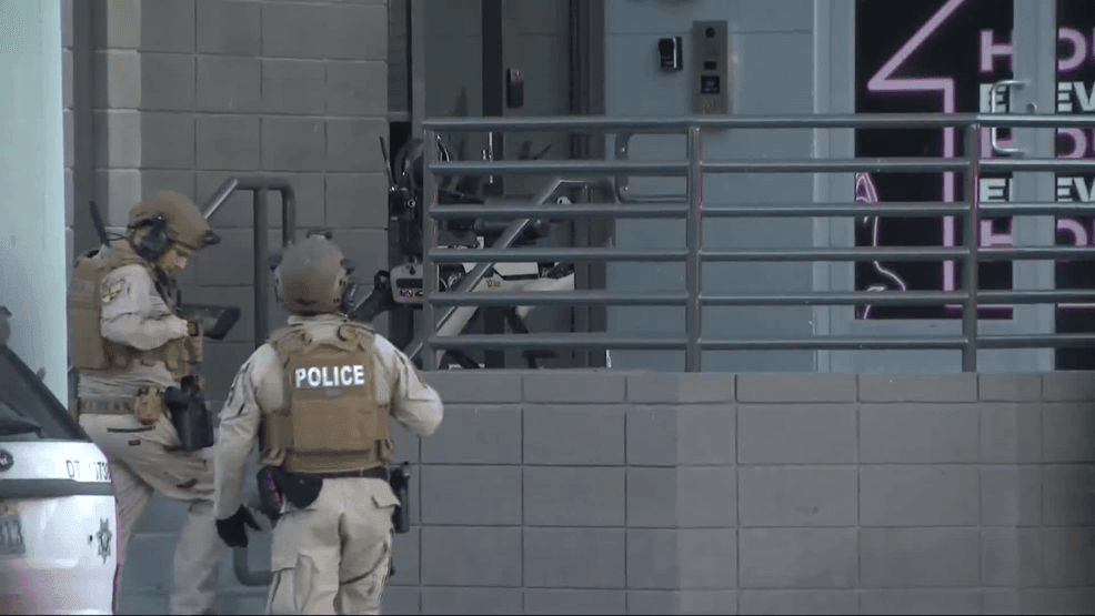 Bakersfield standoff reflects uncommon type of hostage situation ...