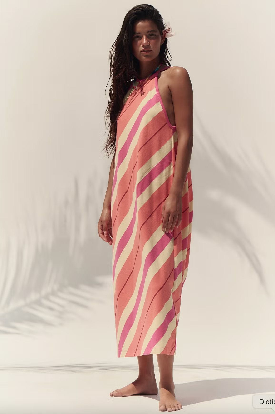 Hit the shore in style with these Alex Drummond-inspired beach outfits