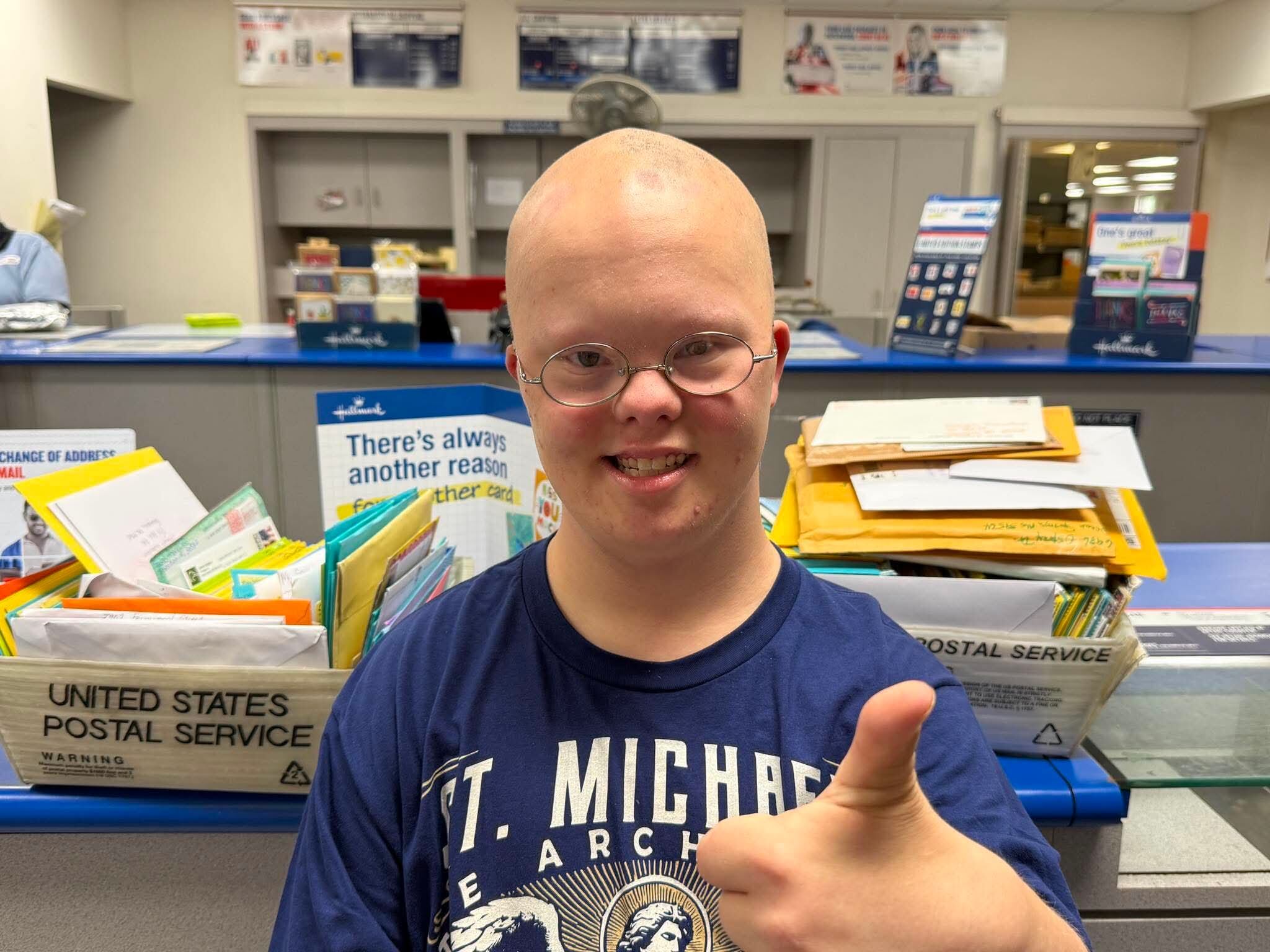 Pascagoula teen surpasses 1,000 birthday card goal, hundreds more coming