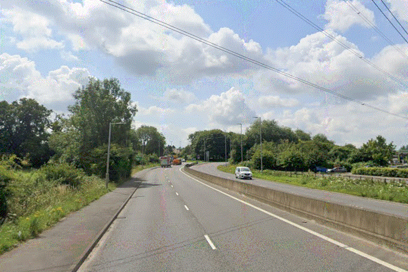 Police car crashes near M4 leaving woman in hospital