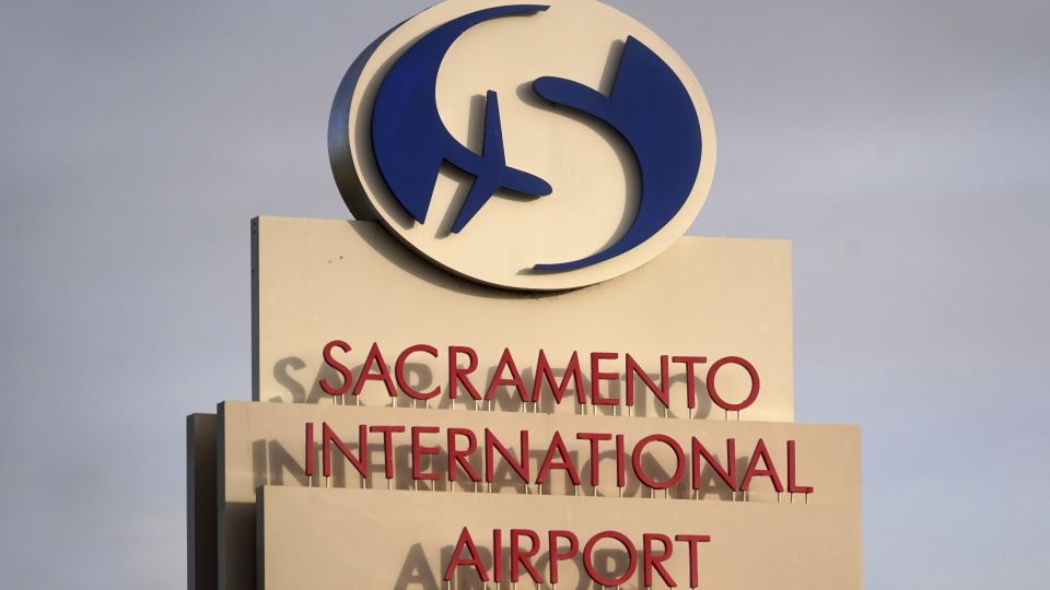 California man charged with bringing explosives to Sacramento airport ...