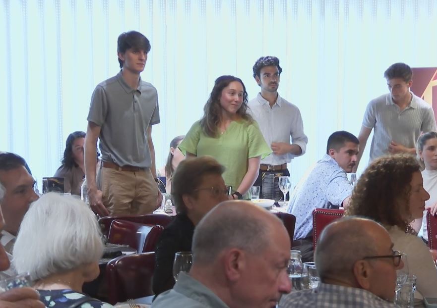 Hellenes Scholarship Awards honors local high school and college students