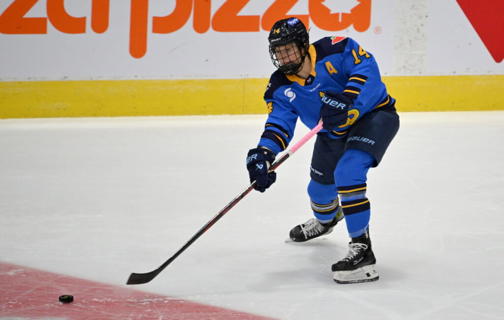 Renata Fast Chooses Toronto Sceptres Over Hamilton, Secures 3-Year Contract