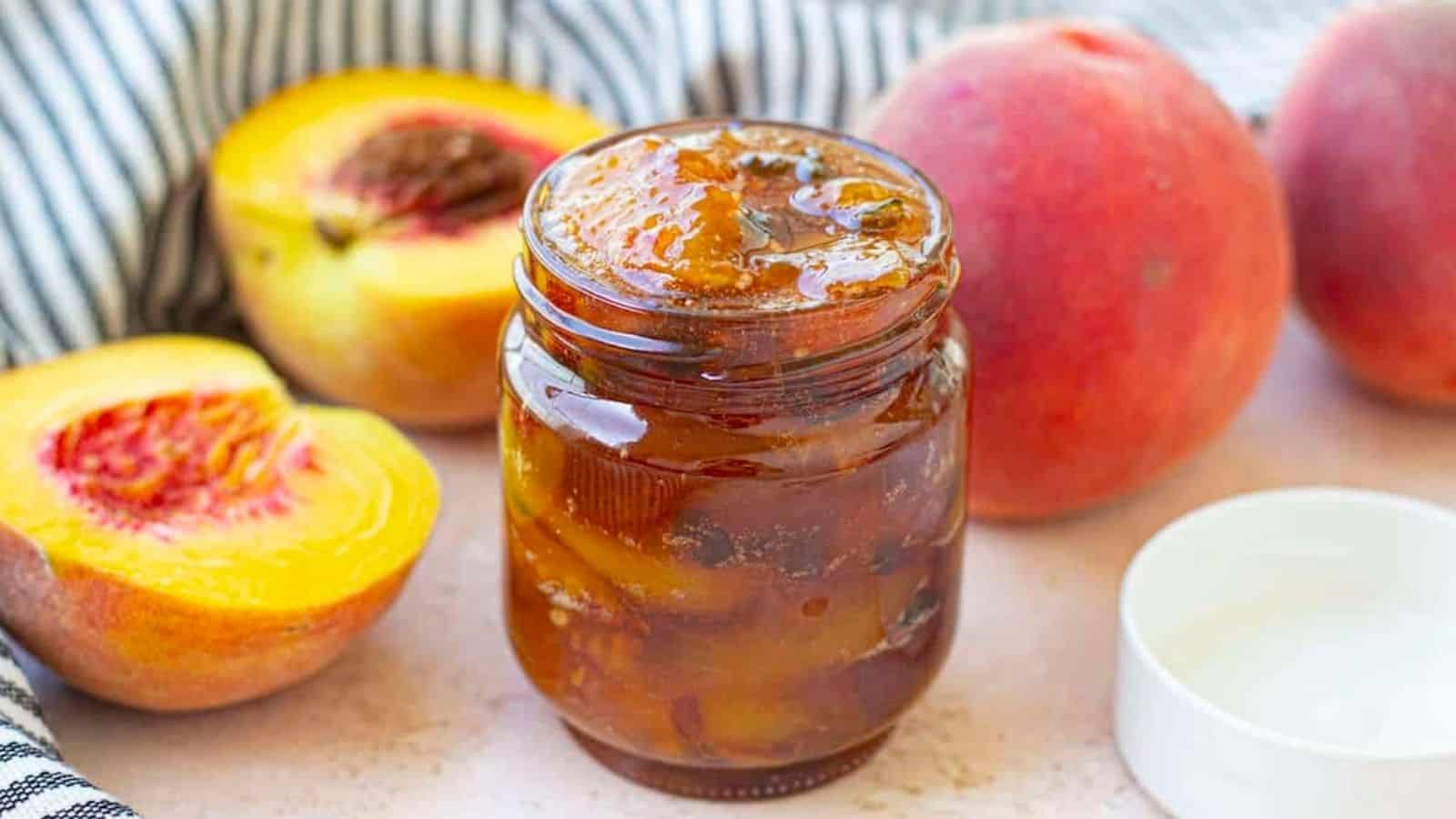 14 bagel toppings that totally upgrade breakfast