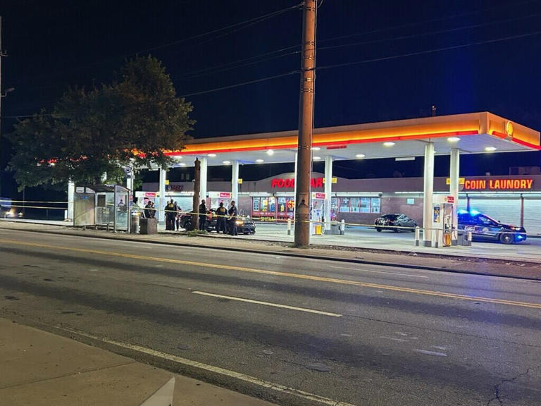 Person found shot at Atlanta gas station, police say