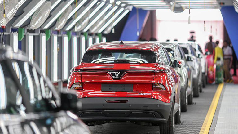 Costly fuel pushes more Indians to buy electric cars but challenges remain