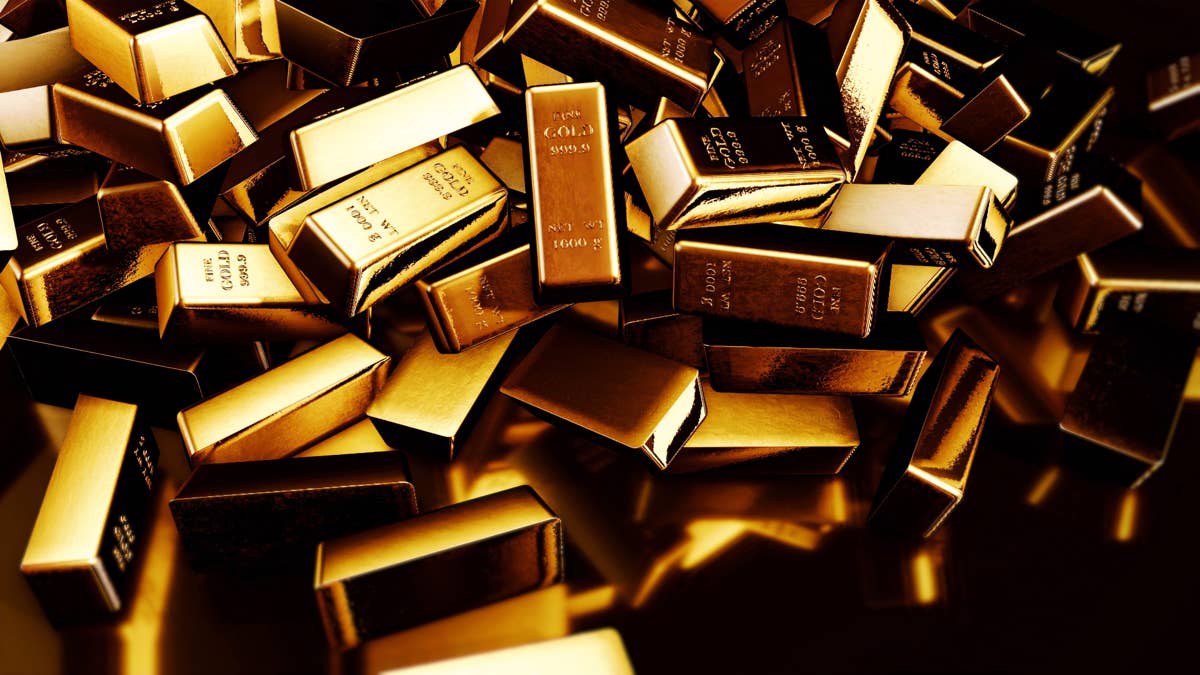Central banks now hold more of their reserves in gold than in US Treasuries