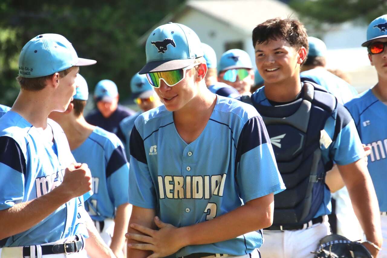 Cinderella Mustangs win again