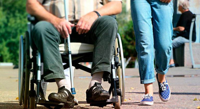 «Cure domiciliari flop, standard non garantiti». Il gruppo Solidarietà ...