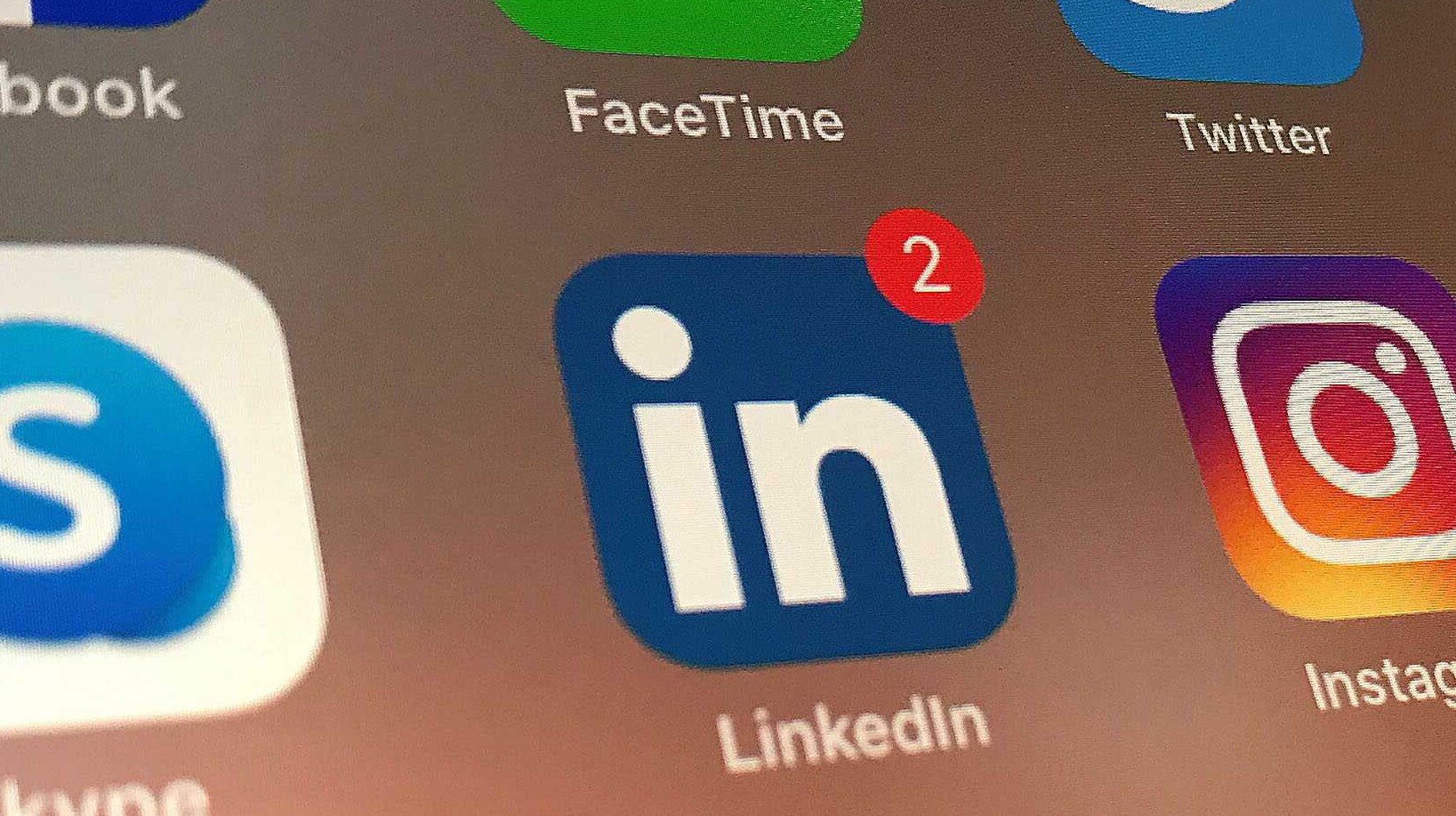 Chinese spies using LinkedIn to steal secrets from recruits, Five Eyes ...