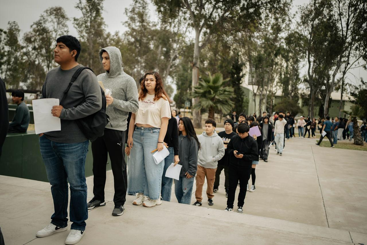 UABC Tijuana aplica examen de admisión a miles de jóvenes