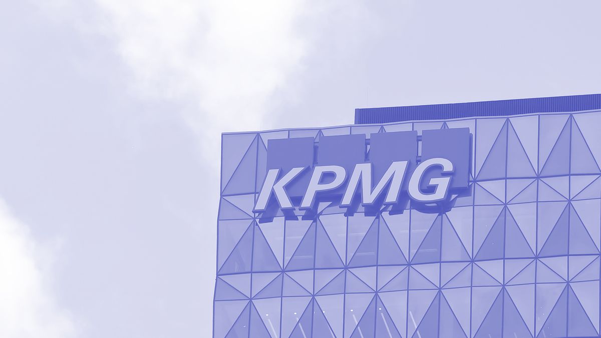 KPMG Australia chief operating officer Eileen Hogget quits amid ...