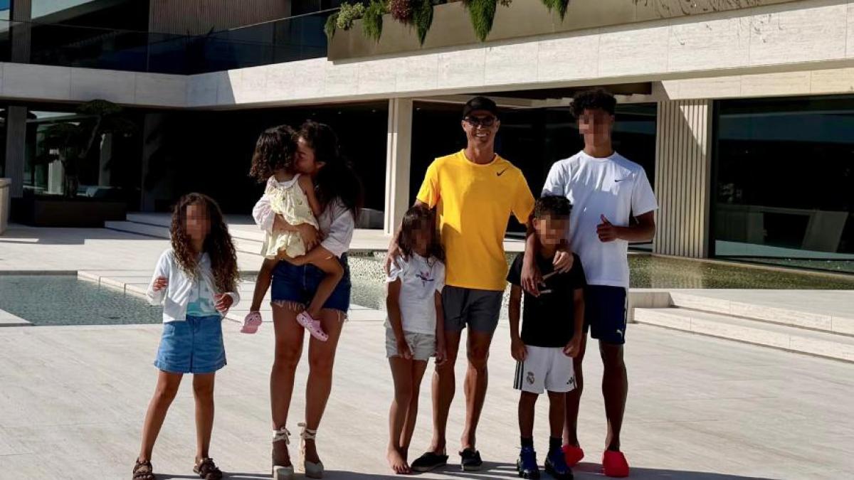 La mansión de 35 millones de euros que Cristiano Ronaldo acaba de ...