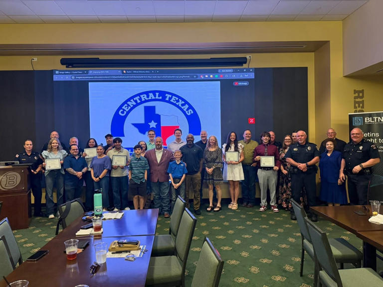 Central Texas law enforcement group awards $10,000 in scholarships