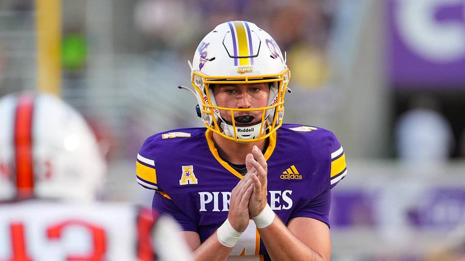 Illinois football has their quarterback for 2026 but the questions don ...
