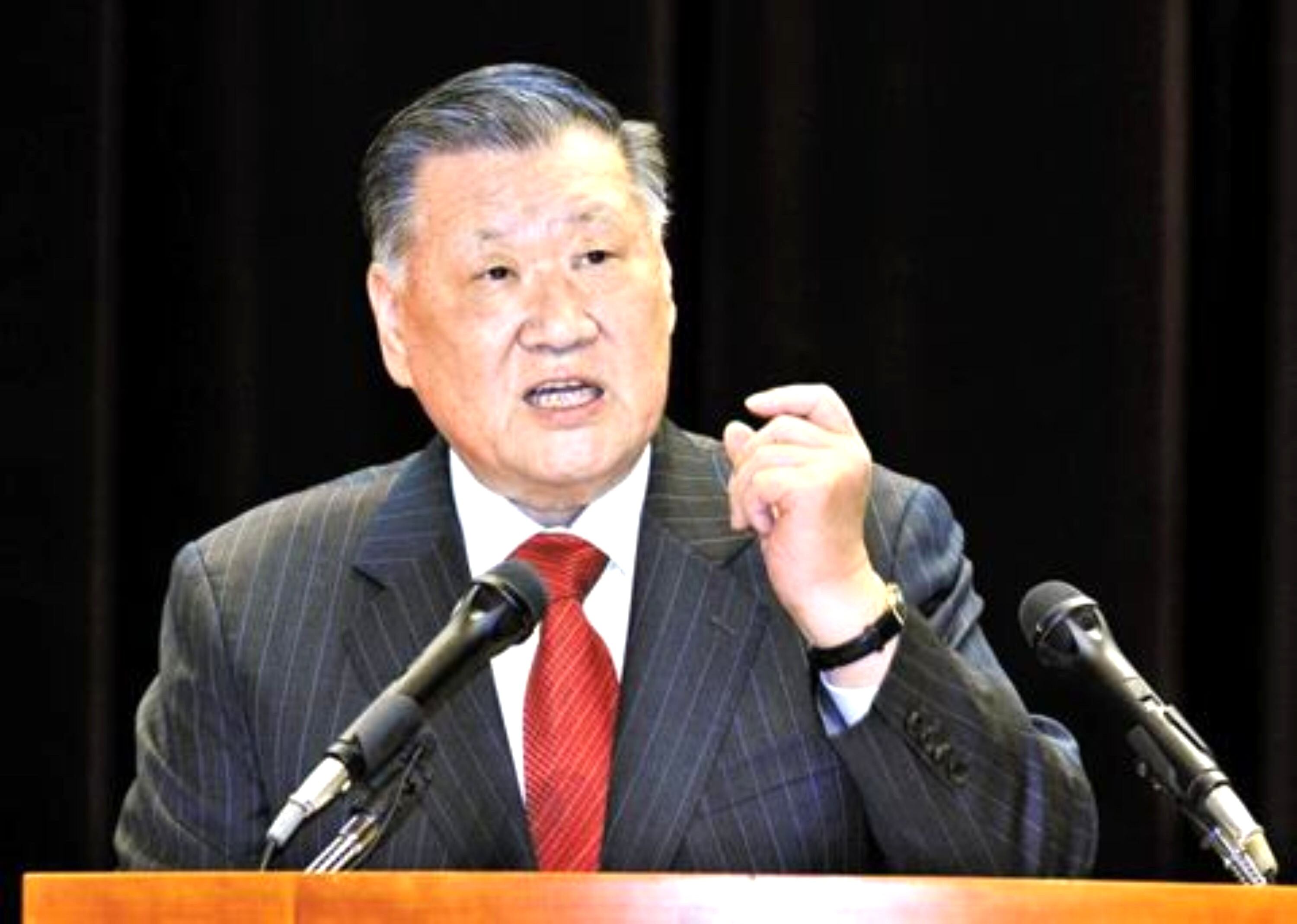 Chung Mong-koo promotes three directors after promotion refusal