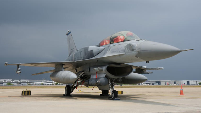 F-16 Fighting Falcon top speed: How fast is the fighter jet?