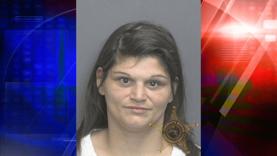 Evansville woman accused of threatening to kill child