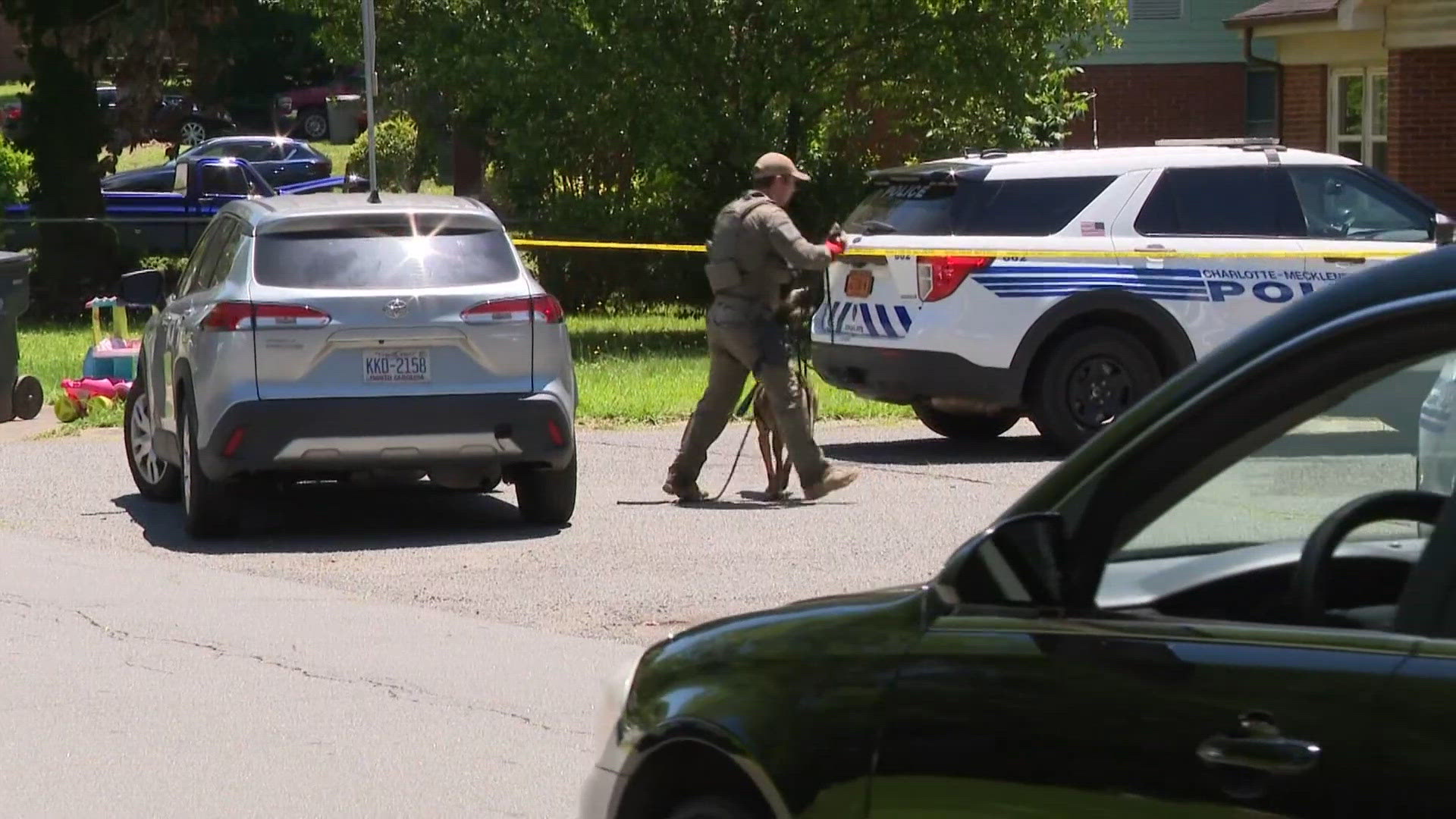 Homicide investigation underway after deadly shooting at west Charlotte ...