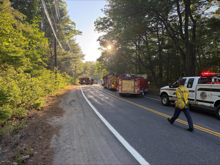 2 firefighters injured battling Coventry brush fire