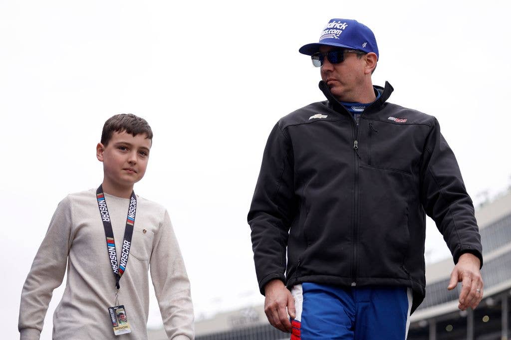 Kyle Busch's son Brexton makes emotional return to racing following dad ...